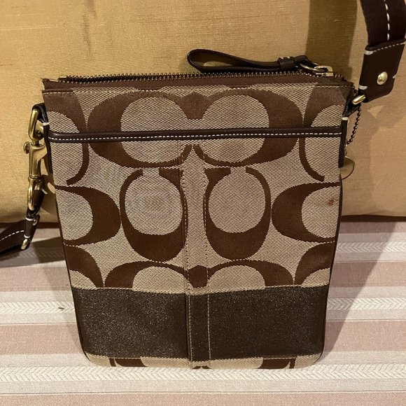 Coach | Bags | Coach Signature Crossbody Bag | Poshmark